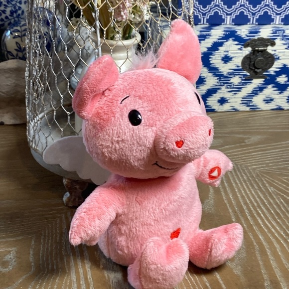 Hallmark | Accents | Hallmark Valentines Day Piggy Cupig Cupid Shuffle ...